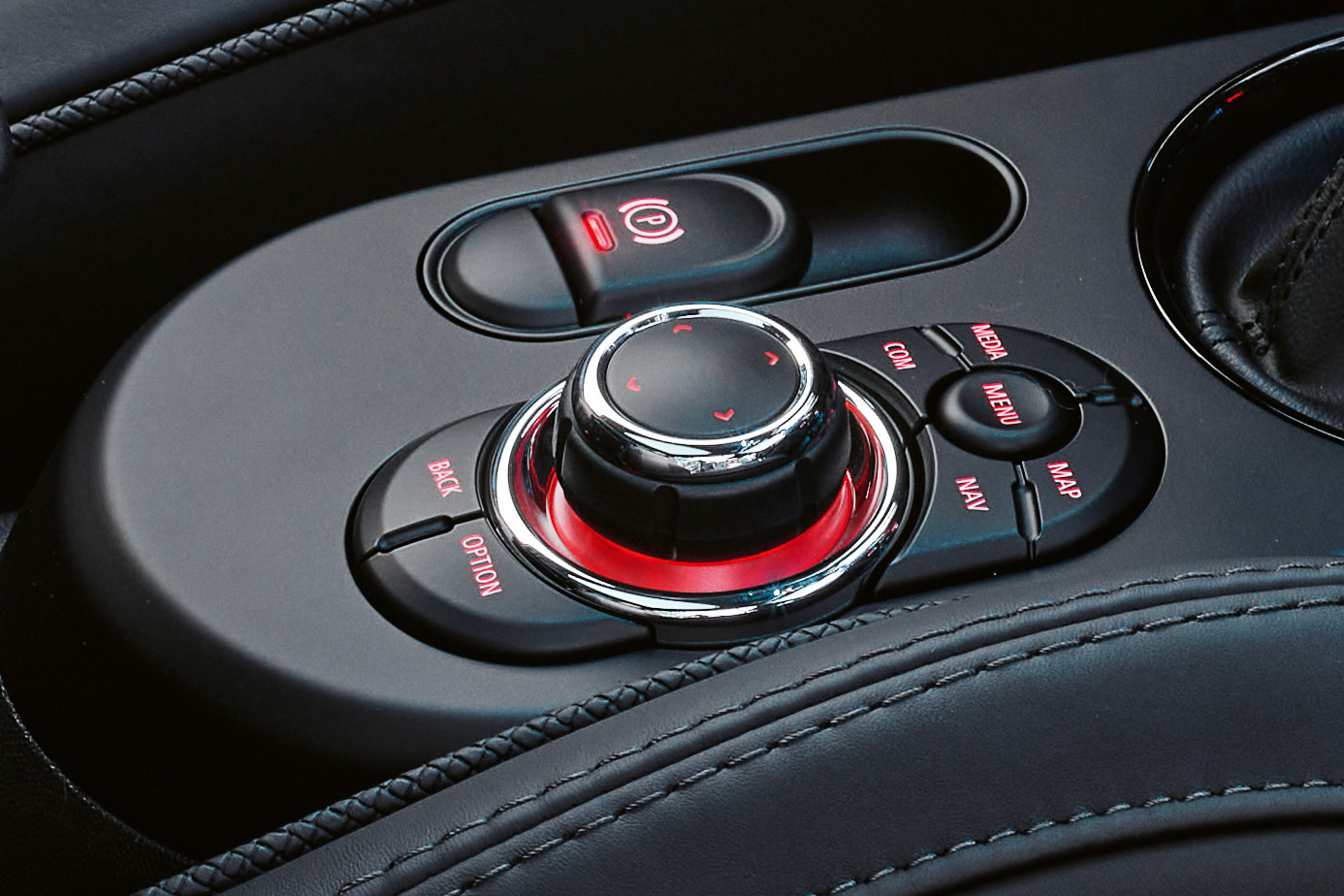 MINI Connected Features