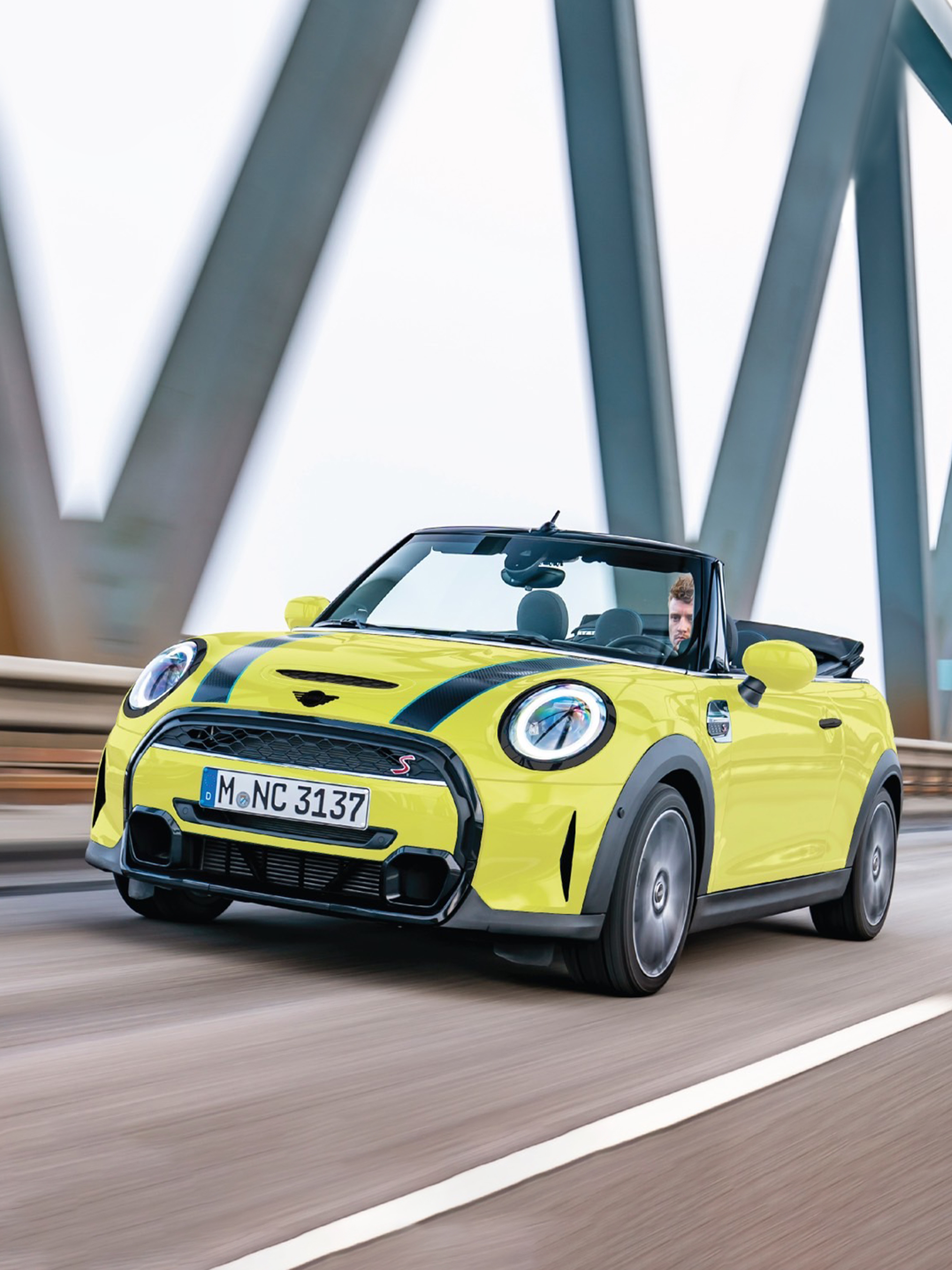 Mini-ConvertibleSidewalkEdition-Y2022