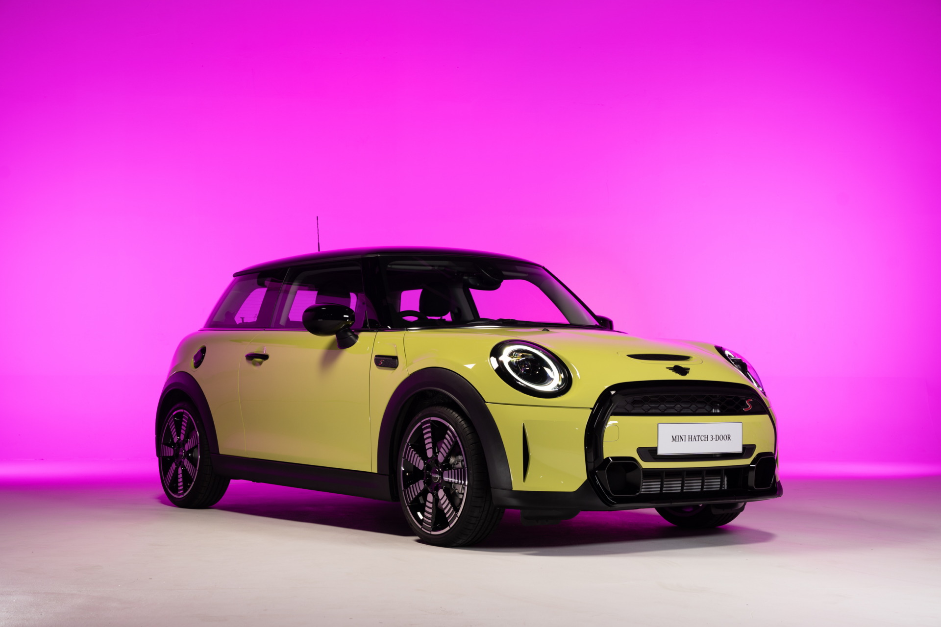 MINI TH| Download Brochures