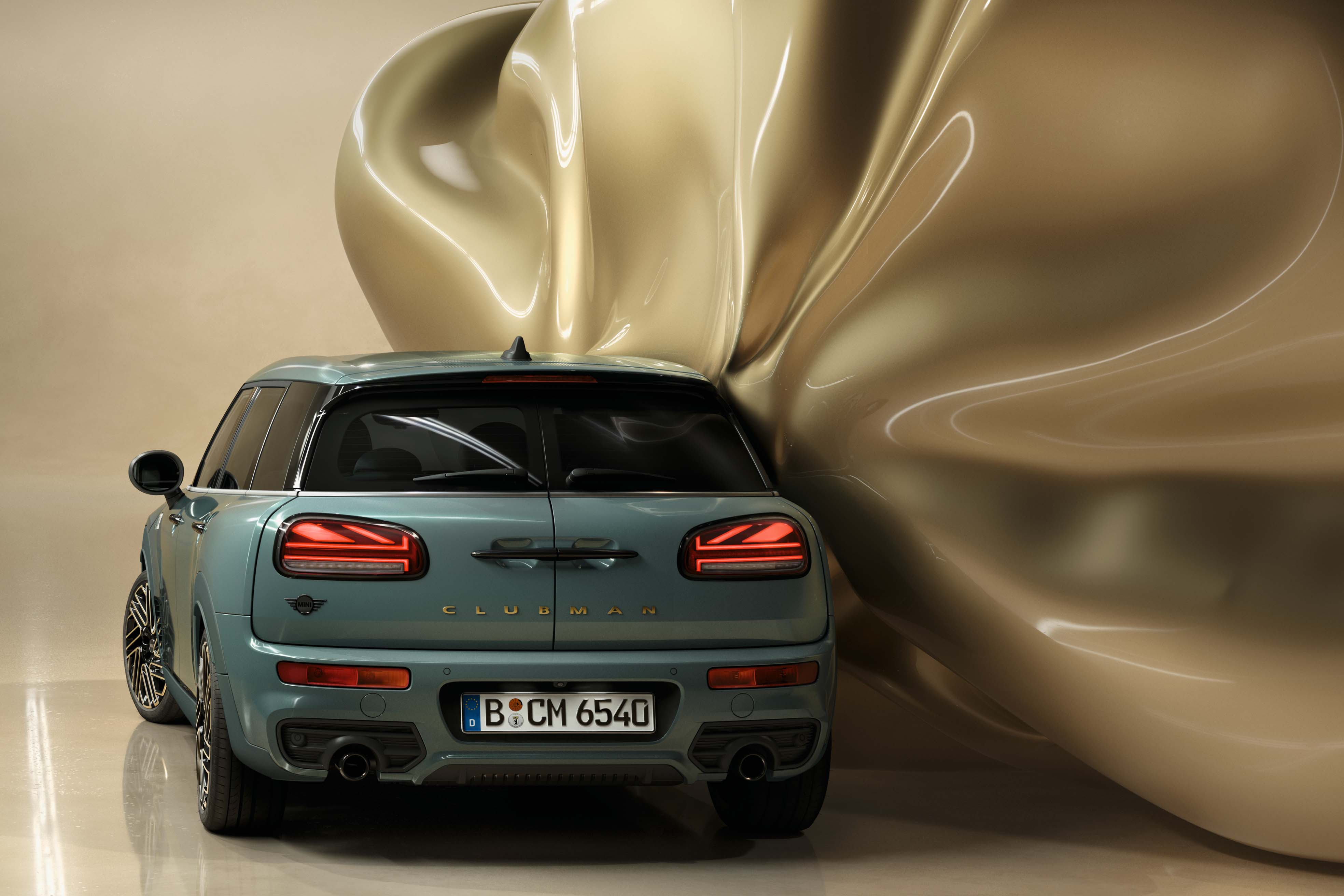 MINI Clubman Untold Edition | MINI Thailand